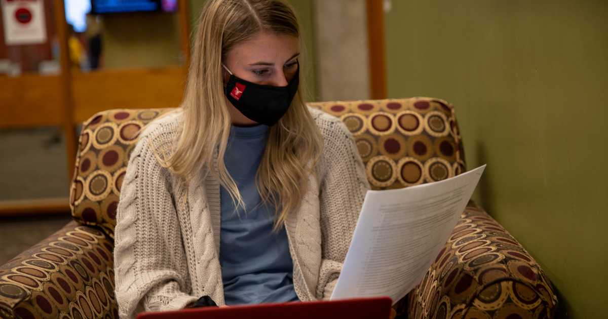 Students share stories about Midwestern life in immersive learning ...