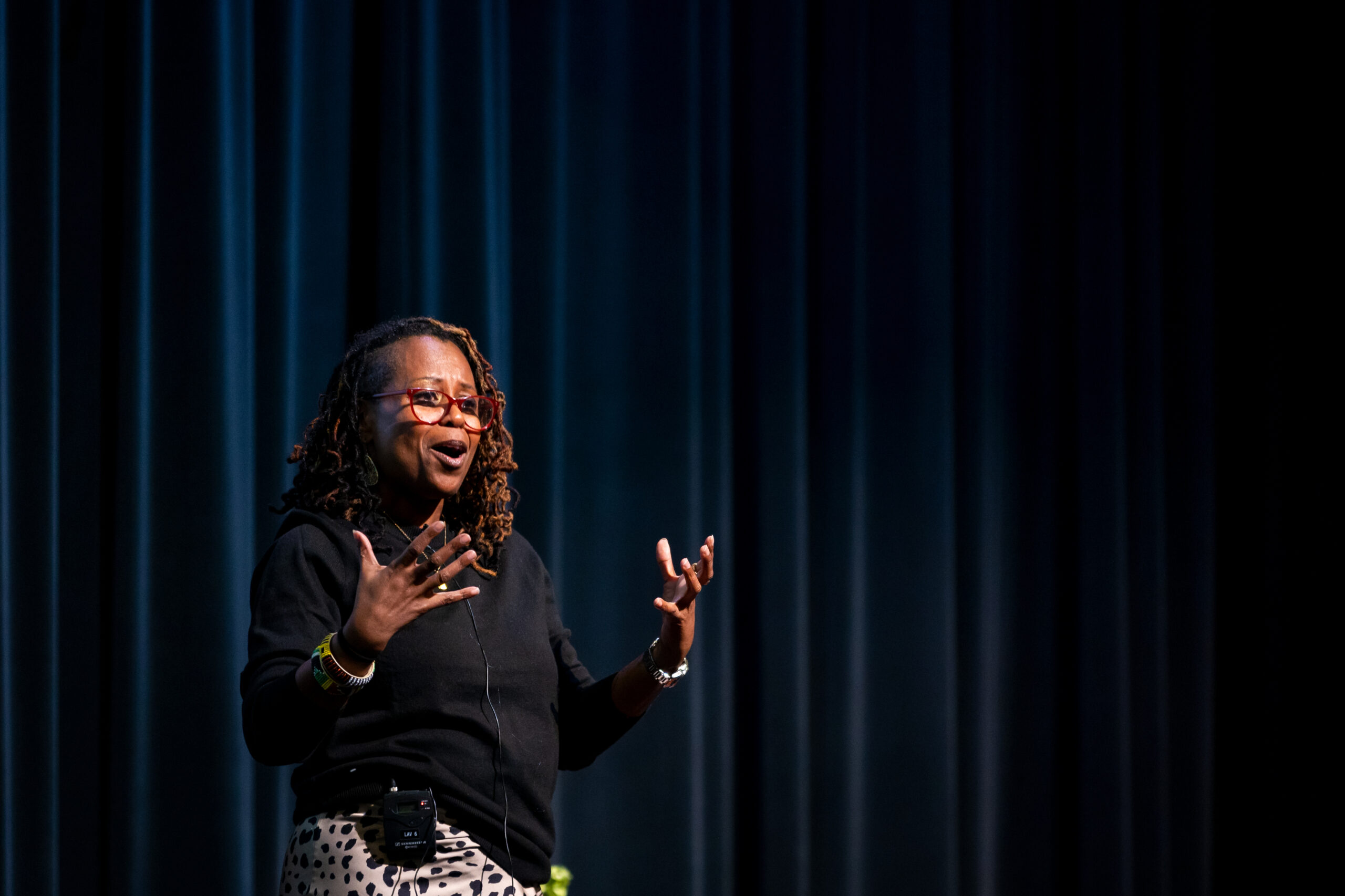 Author Alicia D. Williams Visits as 2023 Writer-In-Residence - College ...